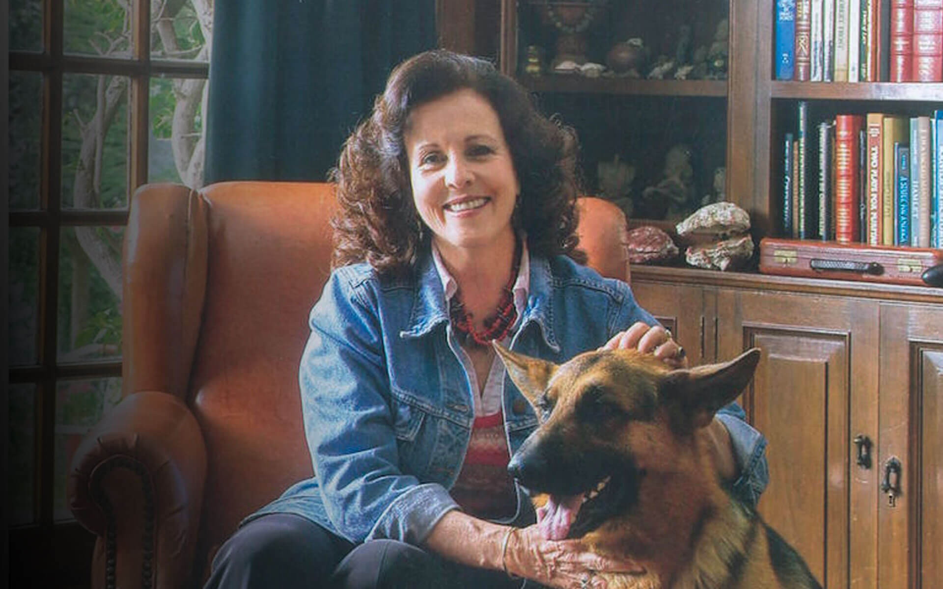 Biografía en fotos – Edna Iturralde